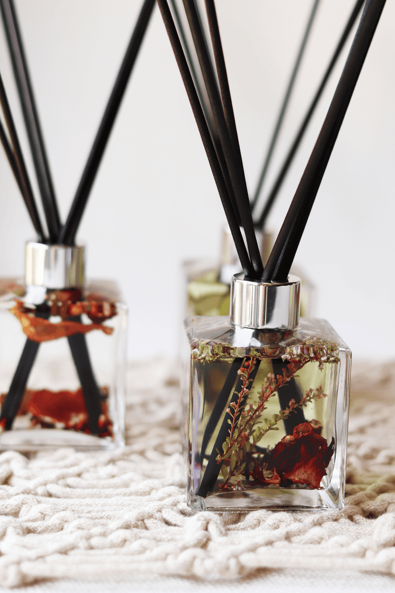 Japanese Honeysuckle Reed Diffuser | Le Marz Fragrances